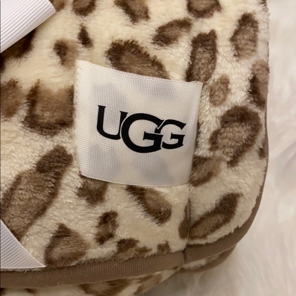 UGG | Bedding | Nwt Ugg Leopard Throw Blanket | Poshmark